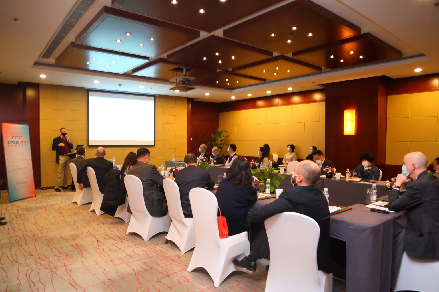 Chairman’s Circle Members Meet with Chargé D’Affaires Forden – AmCham China