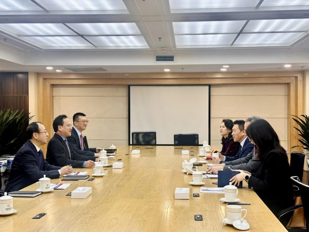 AmCham China Leadership Meets NDRC and MOFCOM – AmCham China